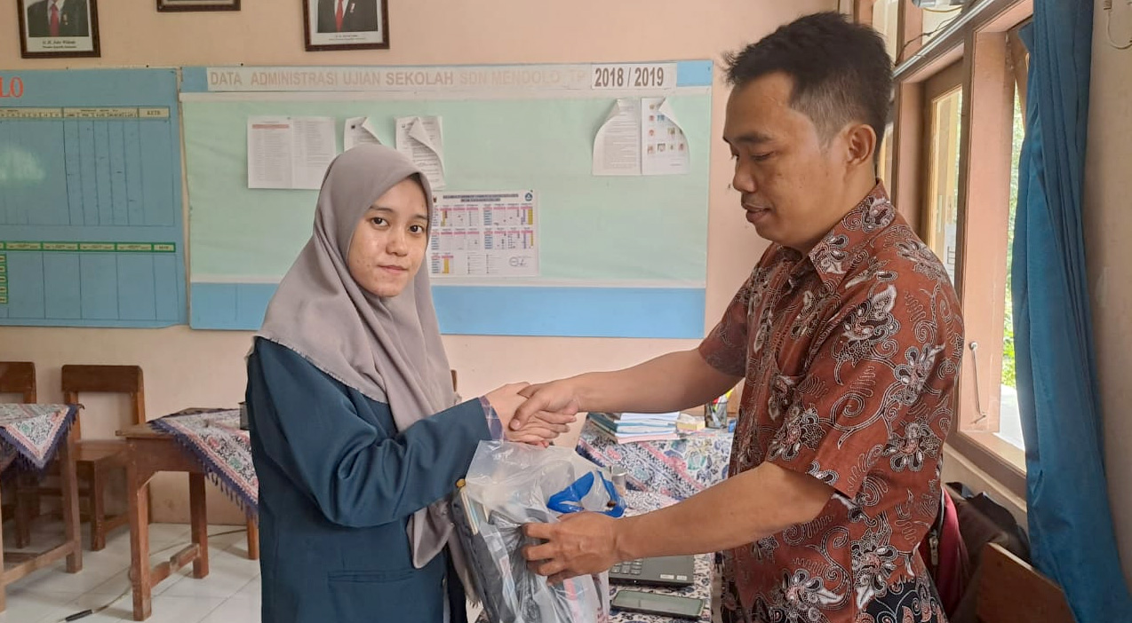 Mahasiswa Undip Buat Pojok Baca untuk Siswa SDN Mendolo – Radar Pekalongan ID