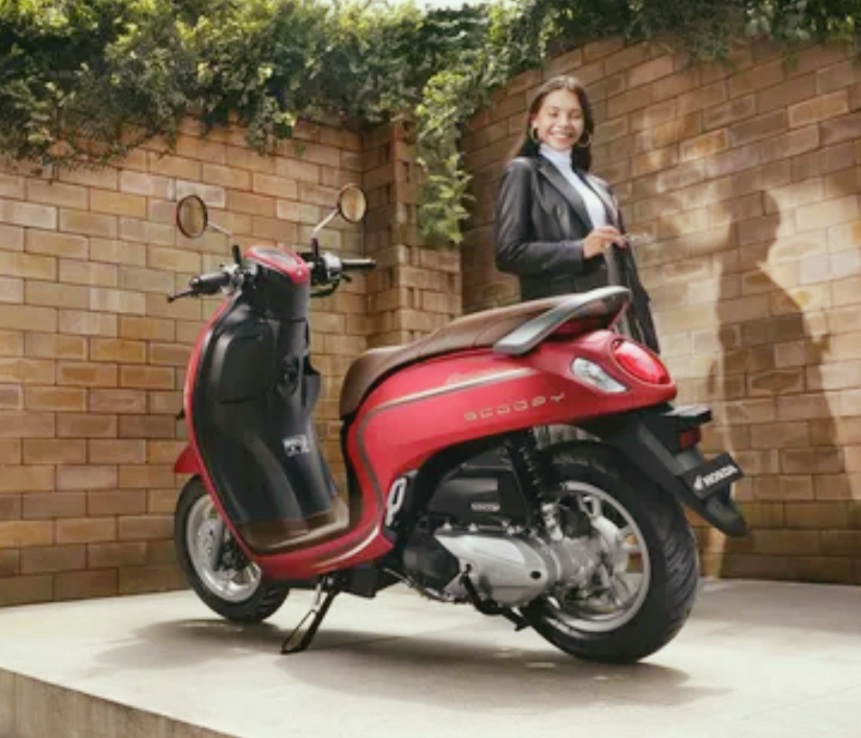 Honda Scoopy 2023 Menggunakan Rangka ESAF, Melaju Lebih Lincah ...
