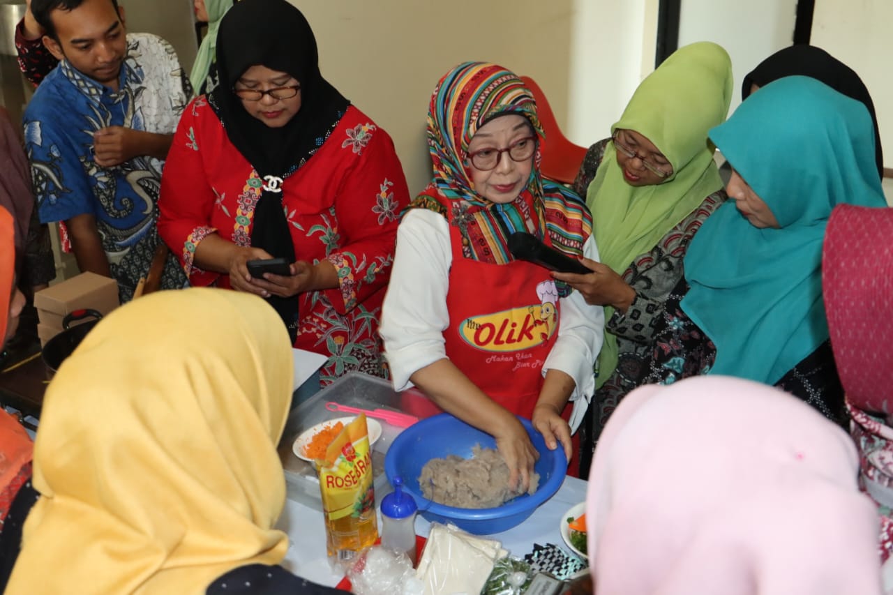 Gelar Pelatihan Menu Variasi Dari Olahan Ikan , Ini Harapan Inggit ...