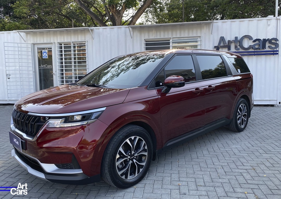 Innova Zenix Lewat, Inilah MPV KIA Carnival 2023 dengan Tampilan Lega ...