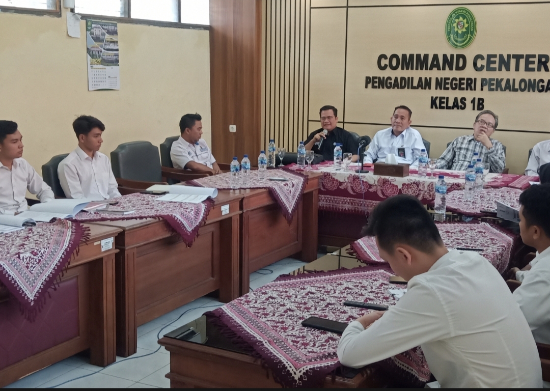 Ikuti Program Magang di PN Pekalongan, Mahasiswa FH Unikal Dapatkan ...