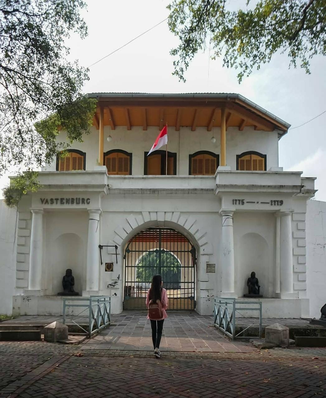 Bikin Merinding! Kisah Misteri Benteng Vastenburg, Salah Satu Tempat ...