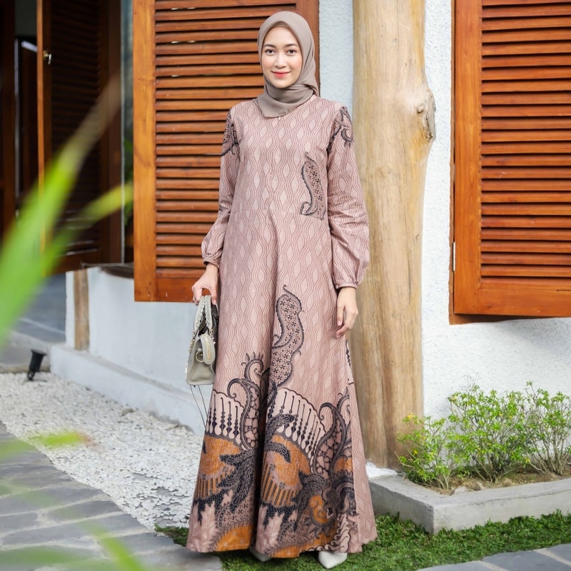 Tampil Stylish dengan Gamis Batik Kekinian, 10 Rekomendasi Terbaik ...