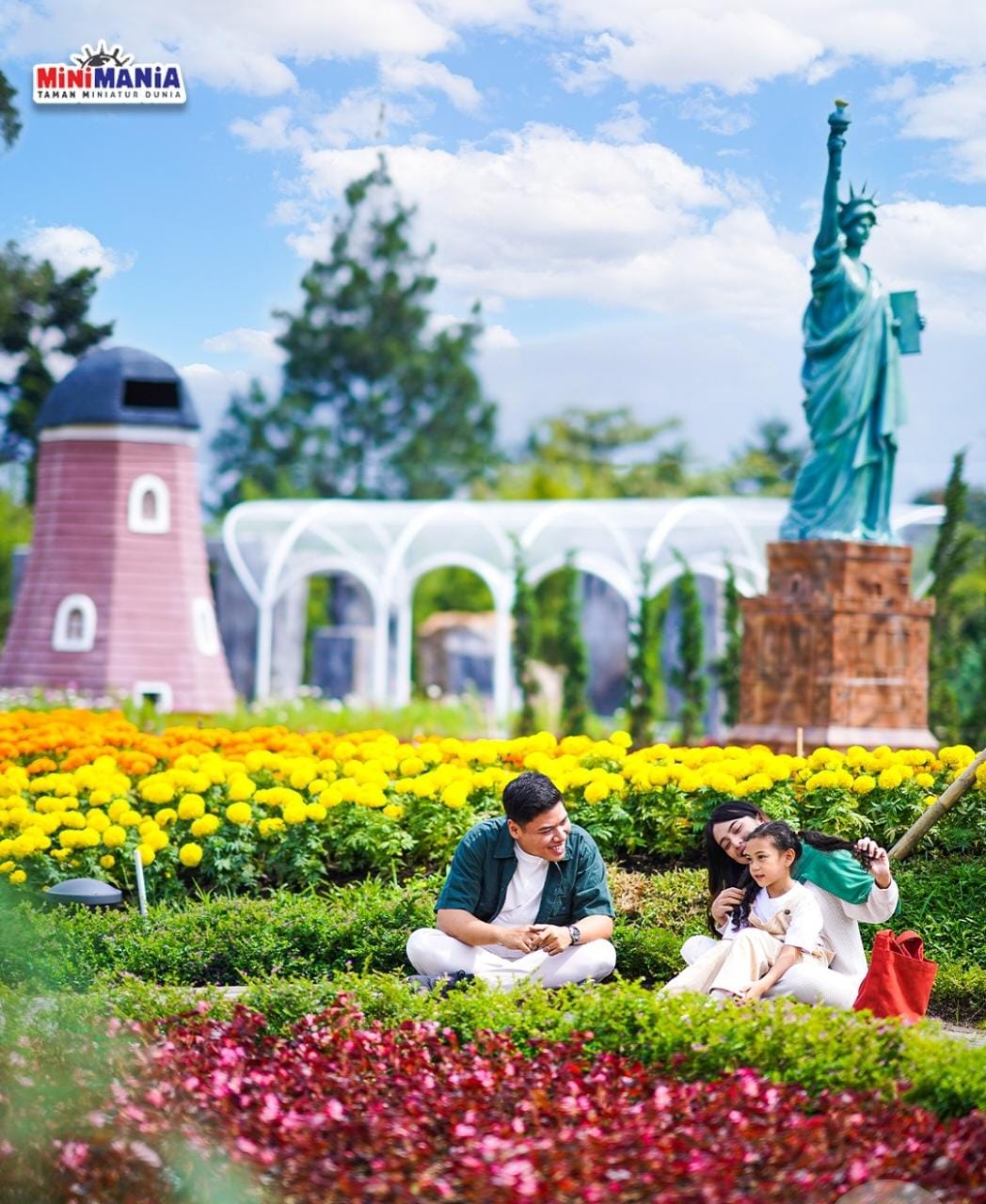 Hanya Bayar 35 Ribu Saja! Mini Mania Ajak Pengunjung Keliling Dunia ...