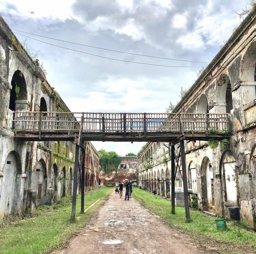 Rute dan Spot Foto Benteng Ambarawa, Destinasi Wisata Super Ngehits di ...