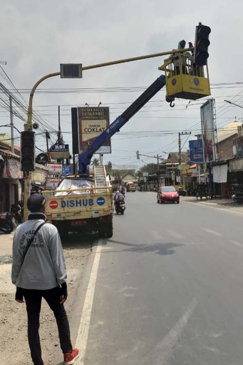 92 Persen Lampu PJU Sudah Diperbaiki – Radar Pekalongan ID