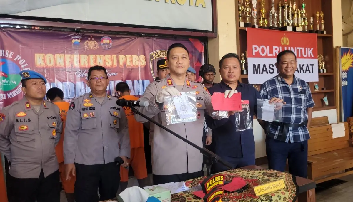 Polres Pekalongan Kota Berhasil Ungkap 3 Kasus Narkoba dalam Sebulan, Empat Tersangka Diamankan ...