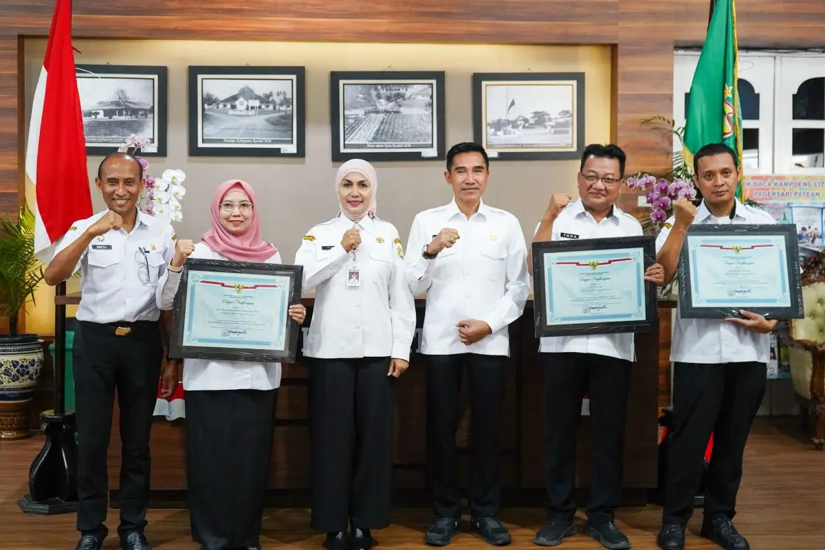 Tiga Instansi Pemkab Kendal Raih Penghargaan Pelayanan Publik Prima dari Kemenpan RB – Radar ...