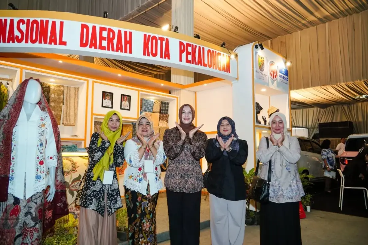 Batik dan UMKM Pekalongan Tampil Mempesona di Jateng Fair 2025, Balgis ...