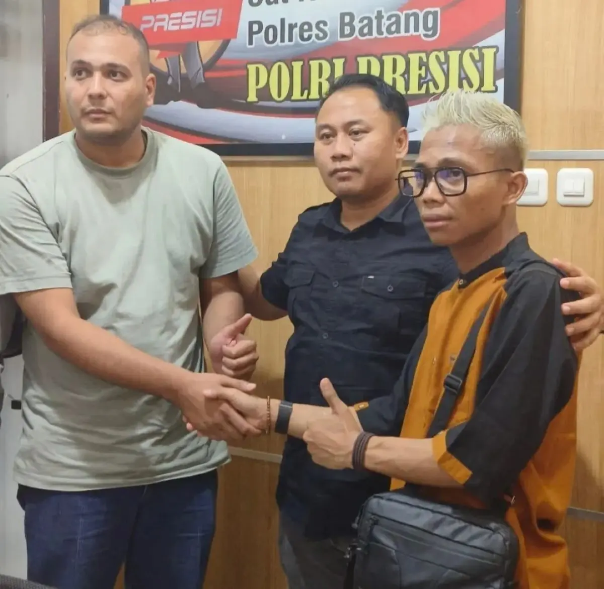 Drama Bule Iran di Pasar Limpung Batang: Dikira Hipnotis, Nyaris Diamuk ...