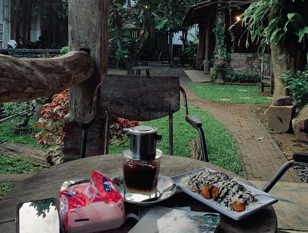 Tempat Nongkrong di Batang: Rekomendasi Spot Asik Buat Santai dan ...