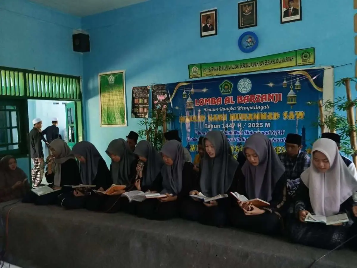 Peringati Maulid Nabi, MTs Salafiyah Wiradesa Gelar Lomba Berzanji ...