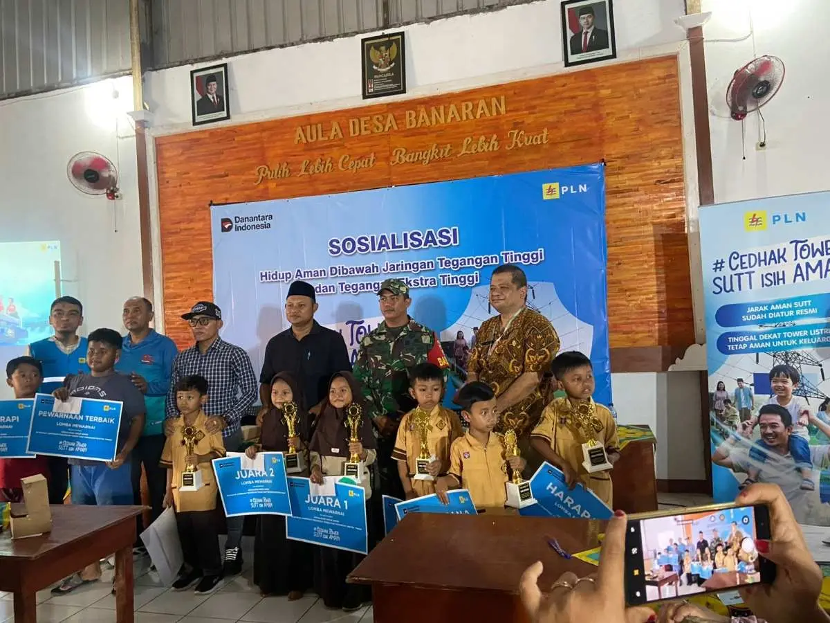 PLN Batang Edukasi Warga, Bongkar Mitos Radiasi Tower SUTT, Pastikan ...